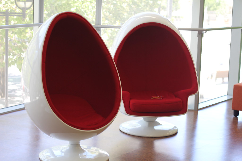 30 30 Most Iconic Chairs of All Time - THE GLADE DESIGN
